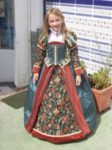 Tudor Children's Clothes Video - The Tudor Society